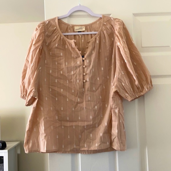 Universal Thread | Tops | Universal Thread Shirt | Poshmark